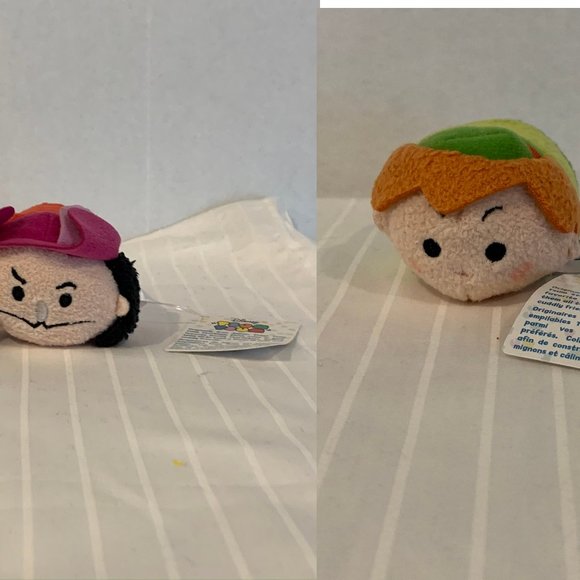 Disney | Toys | Lot Of 2 Disney Tsum Tsum Peter Pan Captain Hook ...